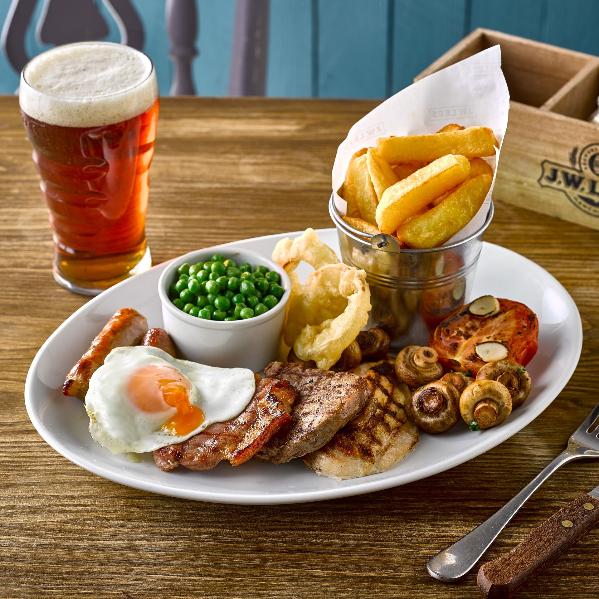 The Spread Eagle | Traditional village pub in Lymm, Cheshire