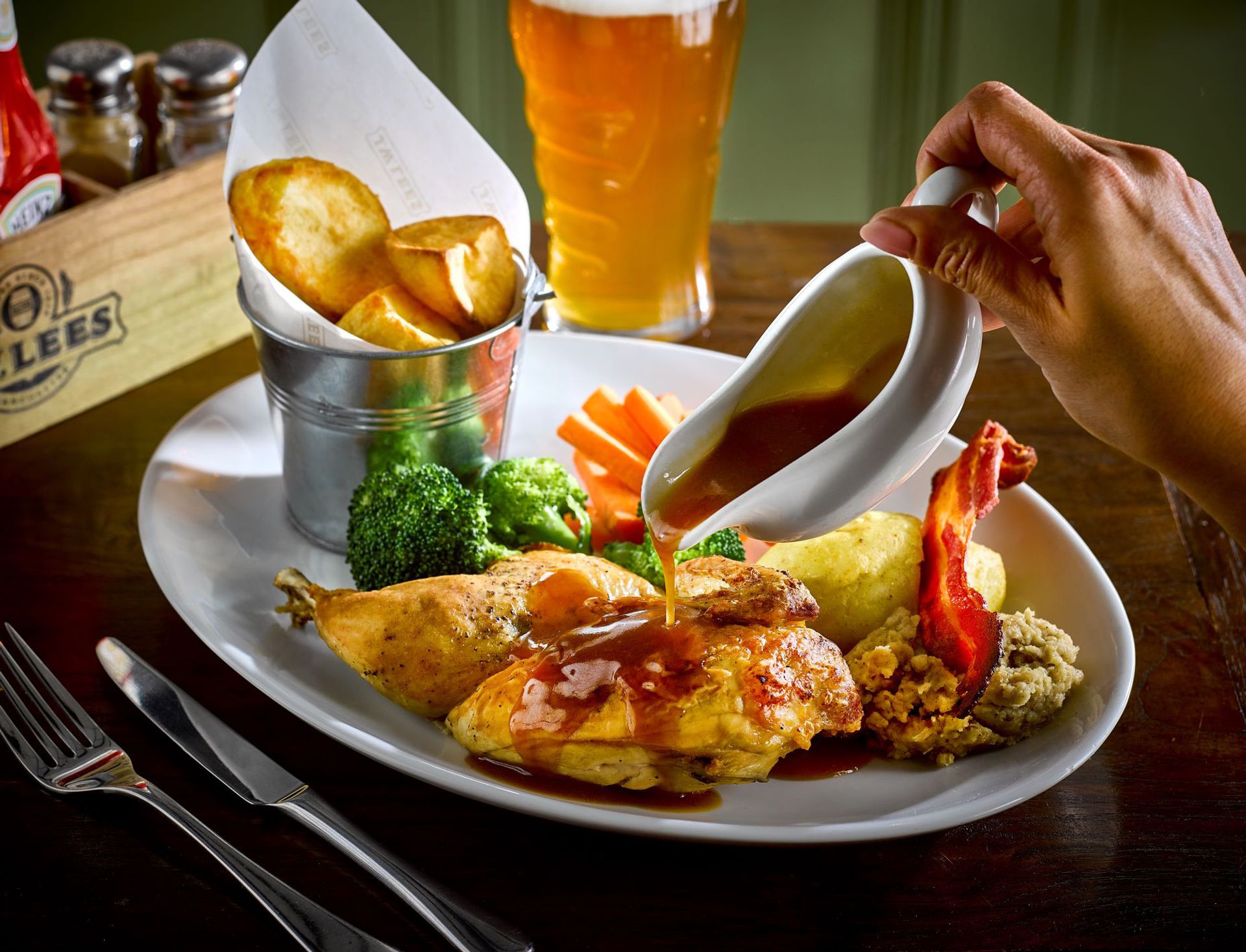 SPREAD EAGLE l Pub Food In The Heart OF Lymm